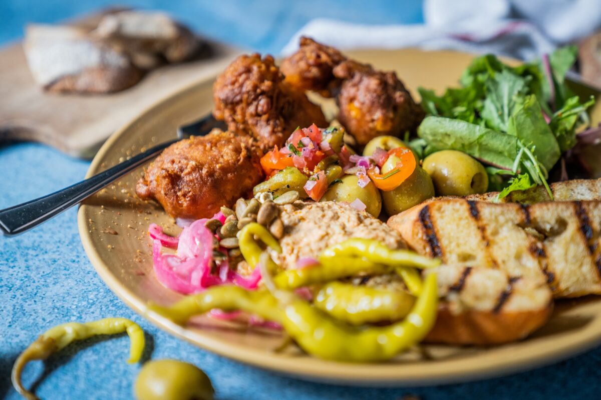 Menu | Best Roast Dinner | Pub Food Bristol | The Crafty Cow